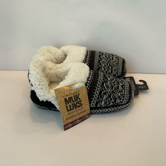 Muk Luks | Shoes | Nwt Womens Muk Luks Slippers | Poshmark